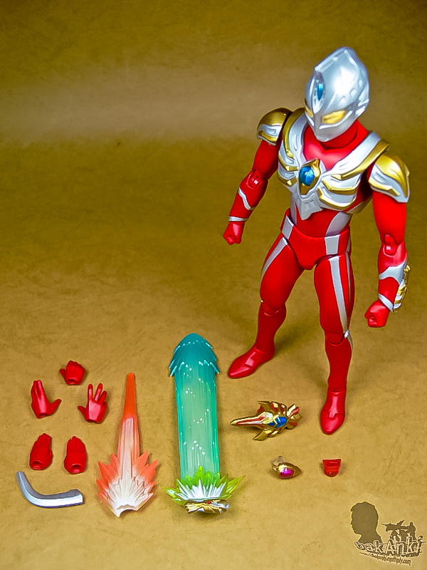 bakAnki: [FiguReview]Ultra-Act Ultraman Max
